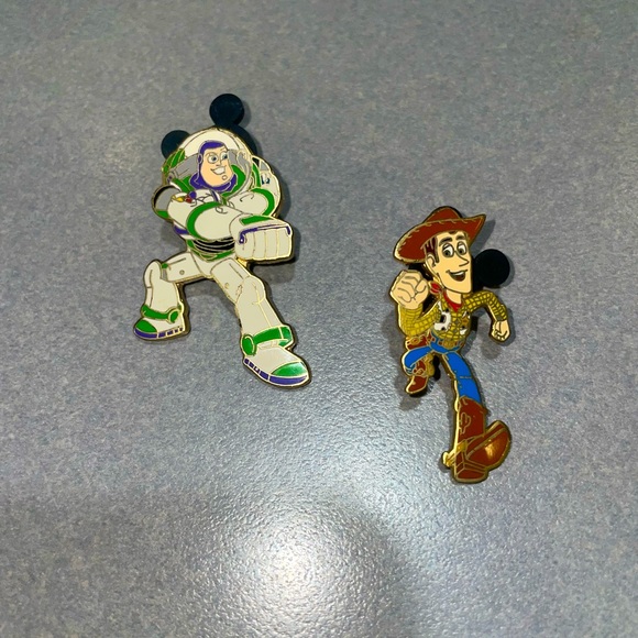 Disney | Accessories | Disney Toy Story Woody And Buzz Lightyear Pin ...